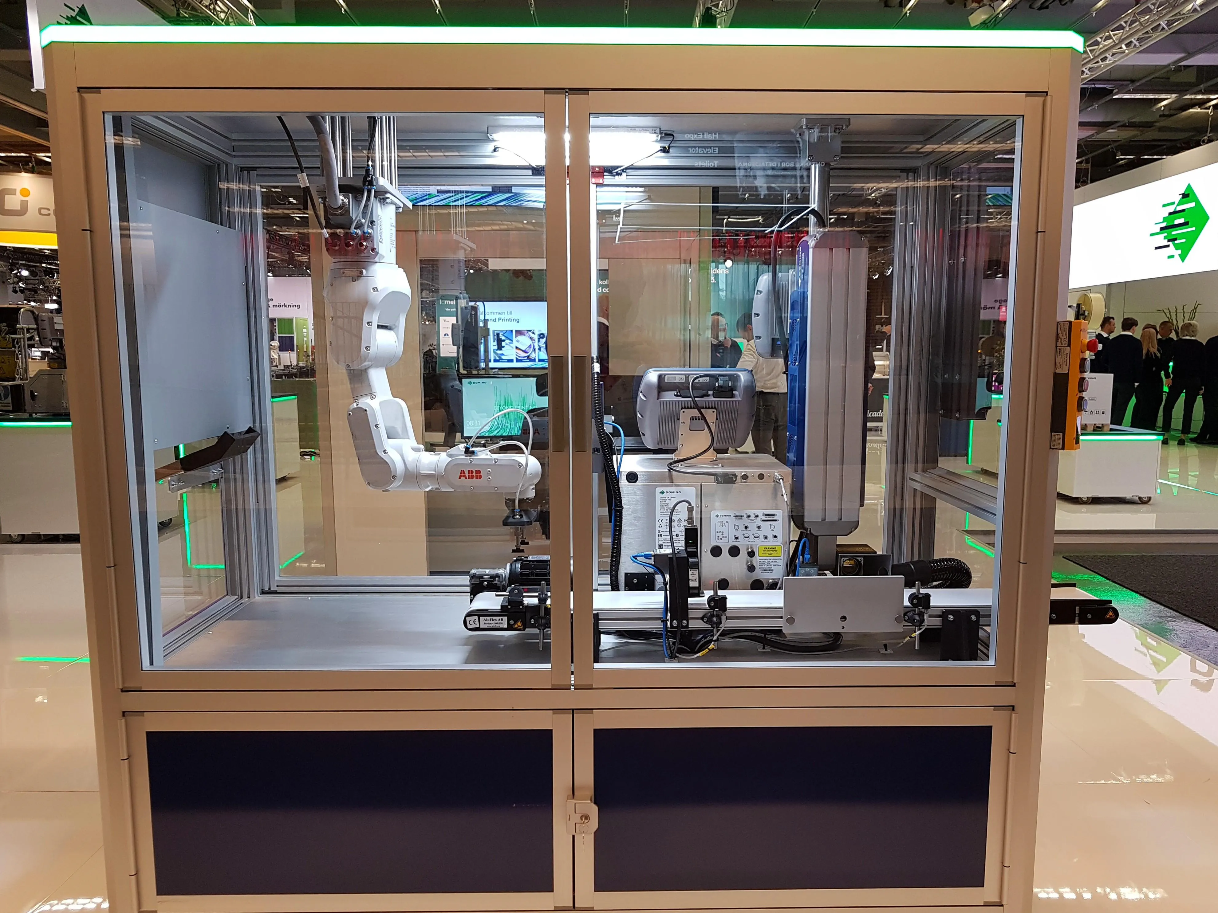 Solutions to reduce waste in manufacturing | Domino Printing